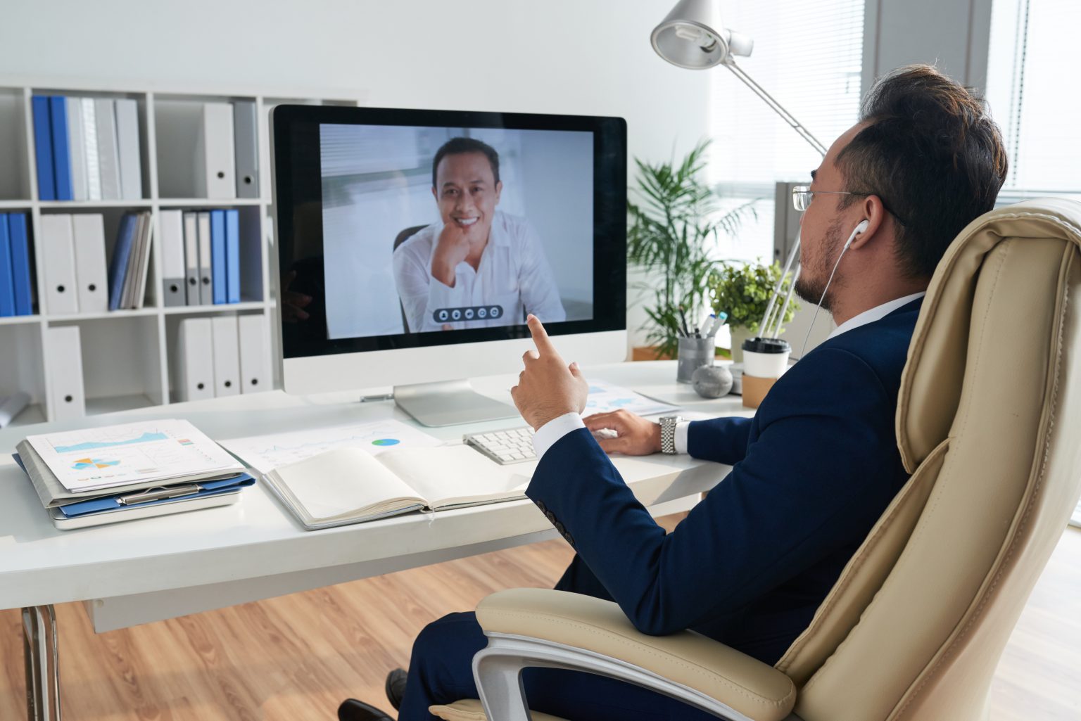 50 Video Job Interview Tips from Hiring Managers and Recruiters – Acadium