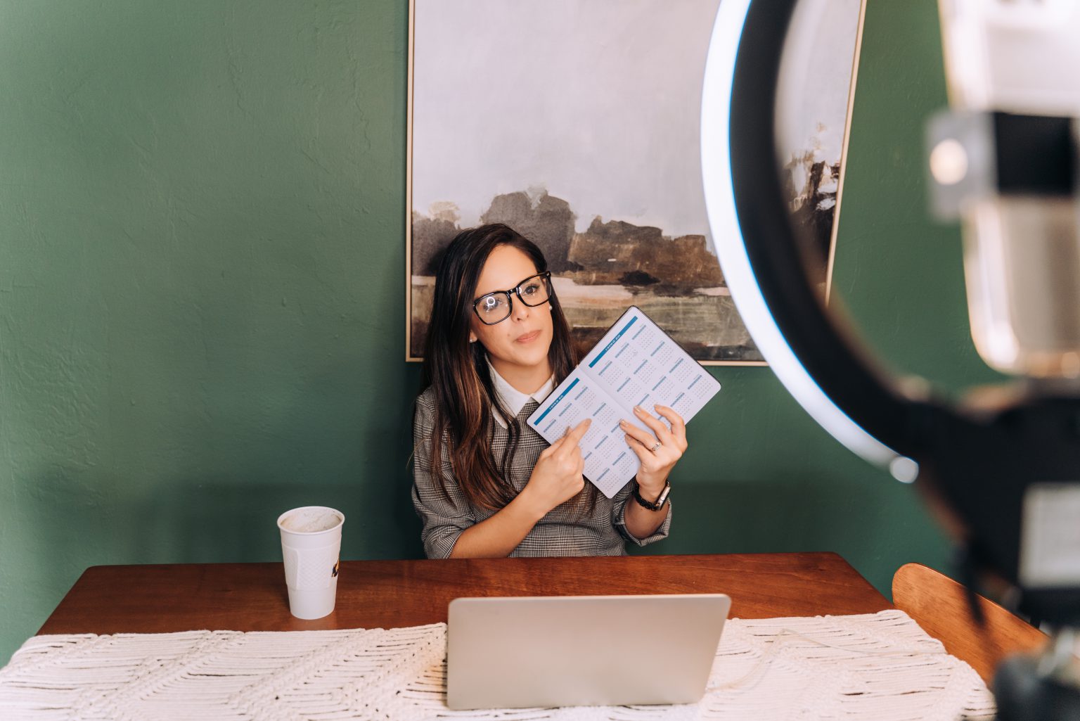 50 Video Job Interview Tips from Hiring Managers and Recruiters – Acadium